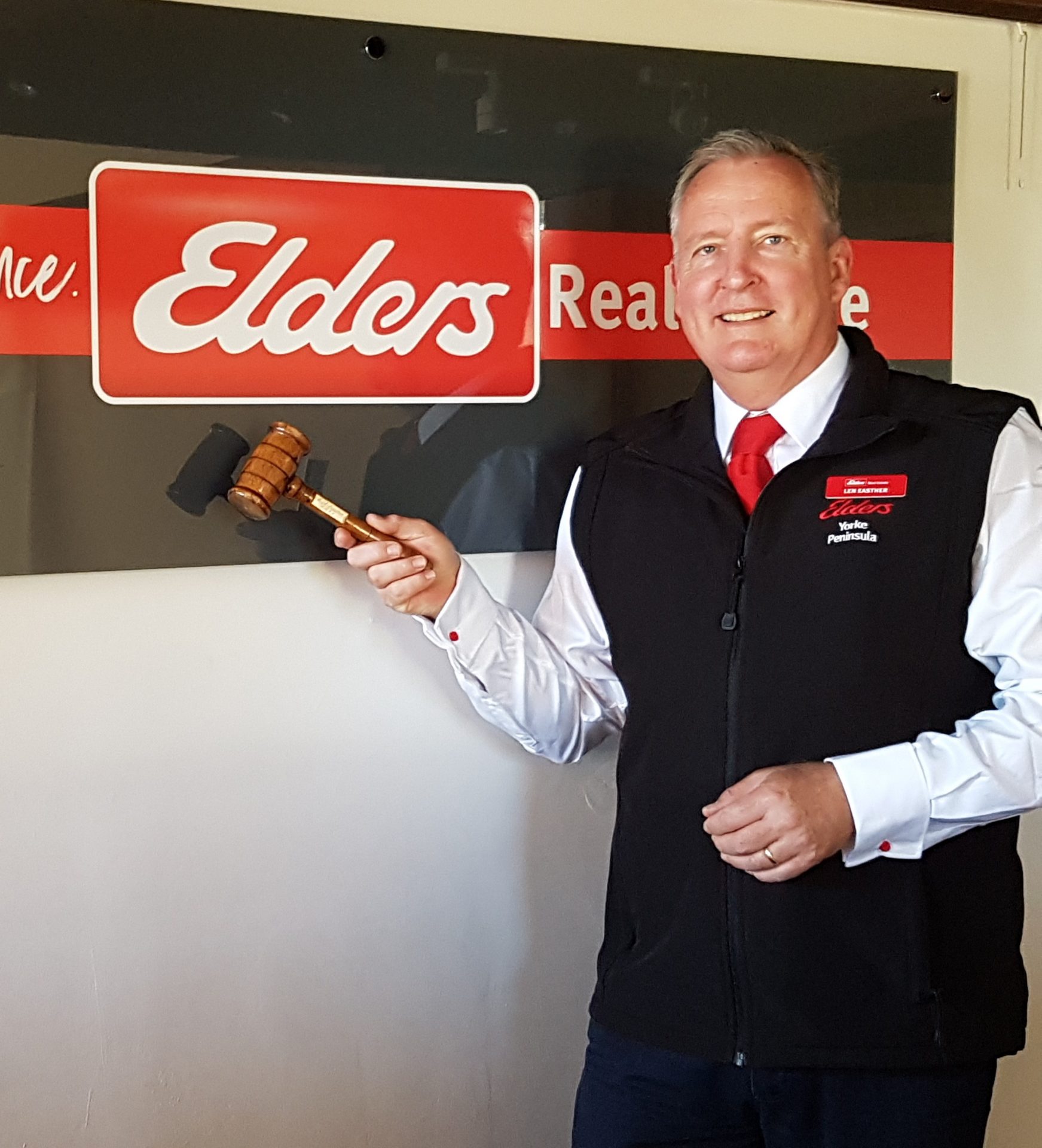 Len Easther, Principal/Sales/Valuer/Auctioneer | Elders Real Estate ...